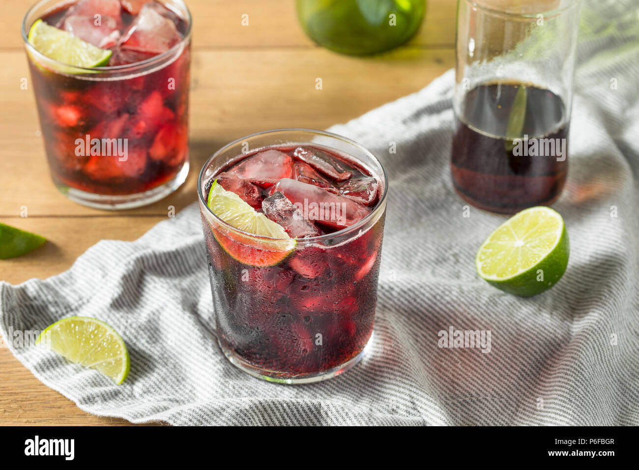 Champagne brandy cocktail hi-res stock photography and images - Alamy