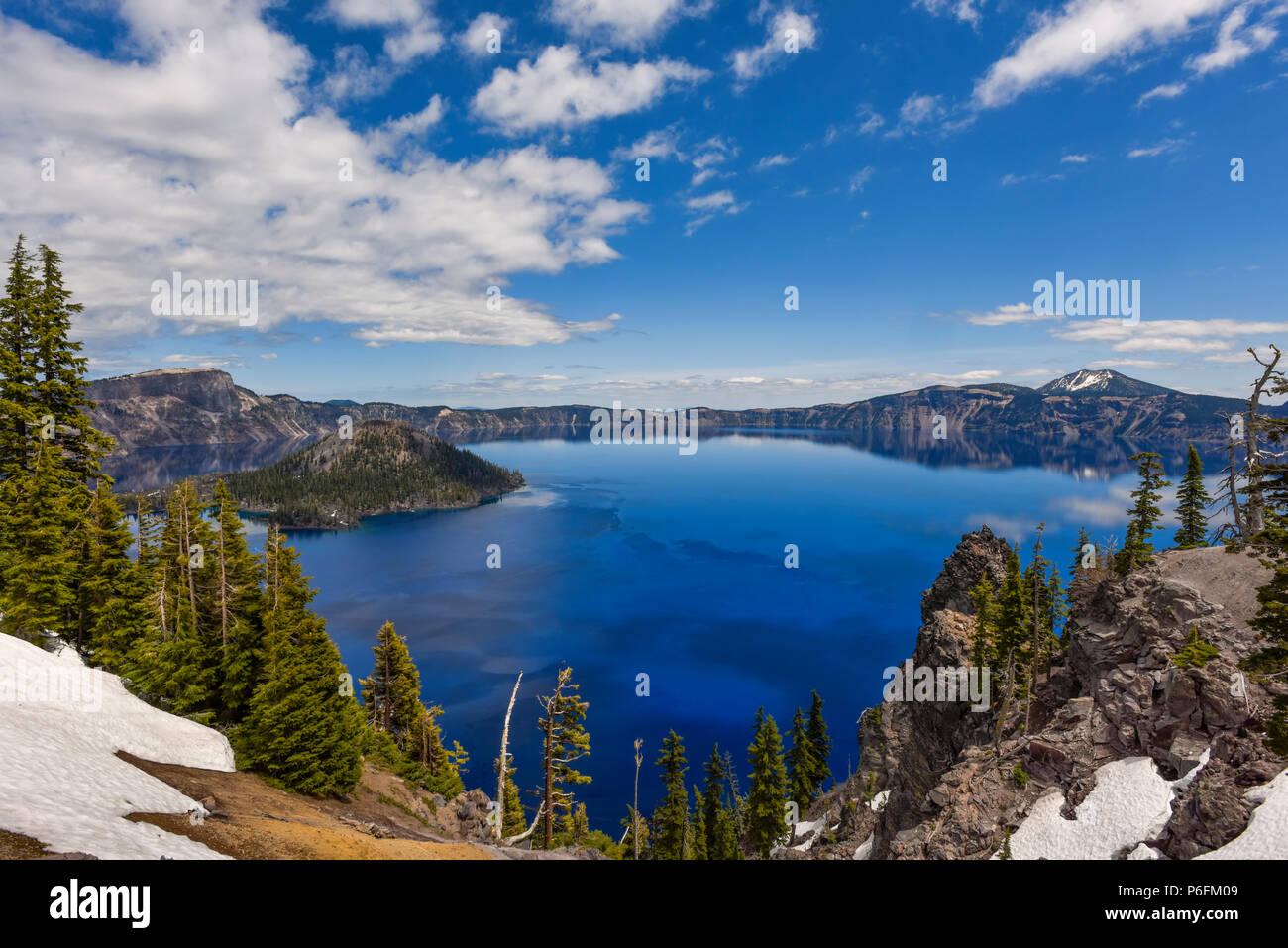 Crater lake oregon view hi-res stock photography and images - Alamy