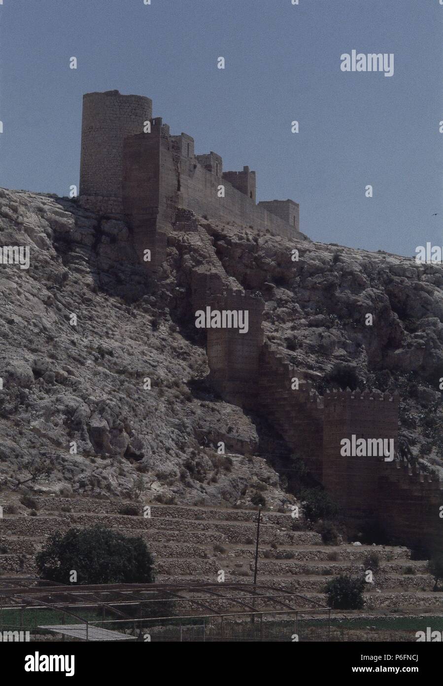 MURALLAS CALIFALES DEL S X-INICIO LA CONSTRUCCION ABDERRAMAN III ...