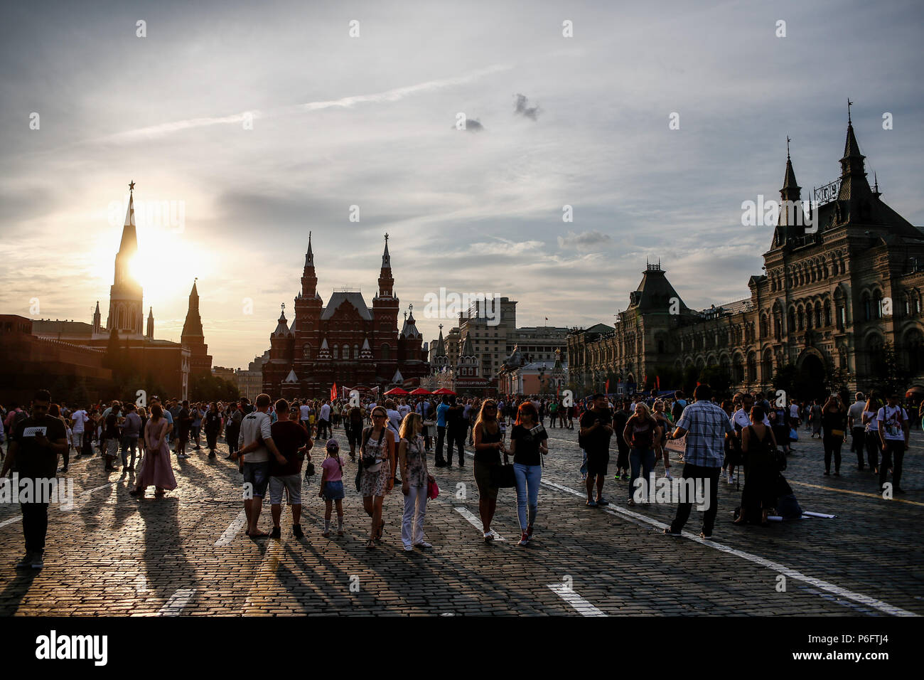 Daily life in moscow hi-res stock photography and images - Alamy