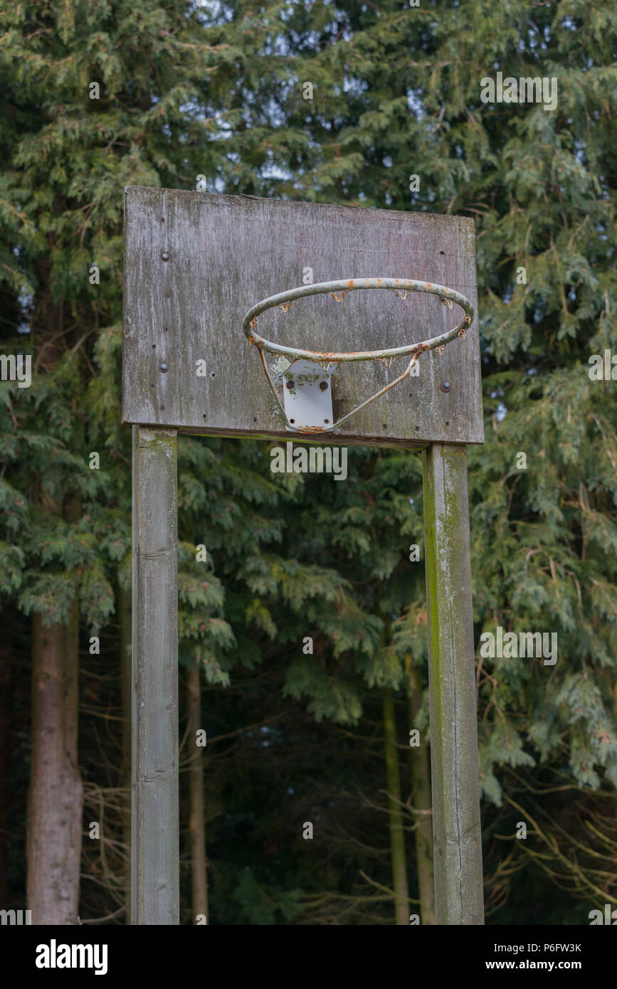 old basket ball hoop Stock Photo - Alamy