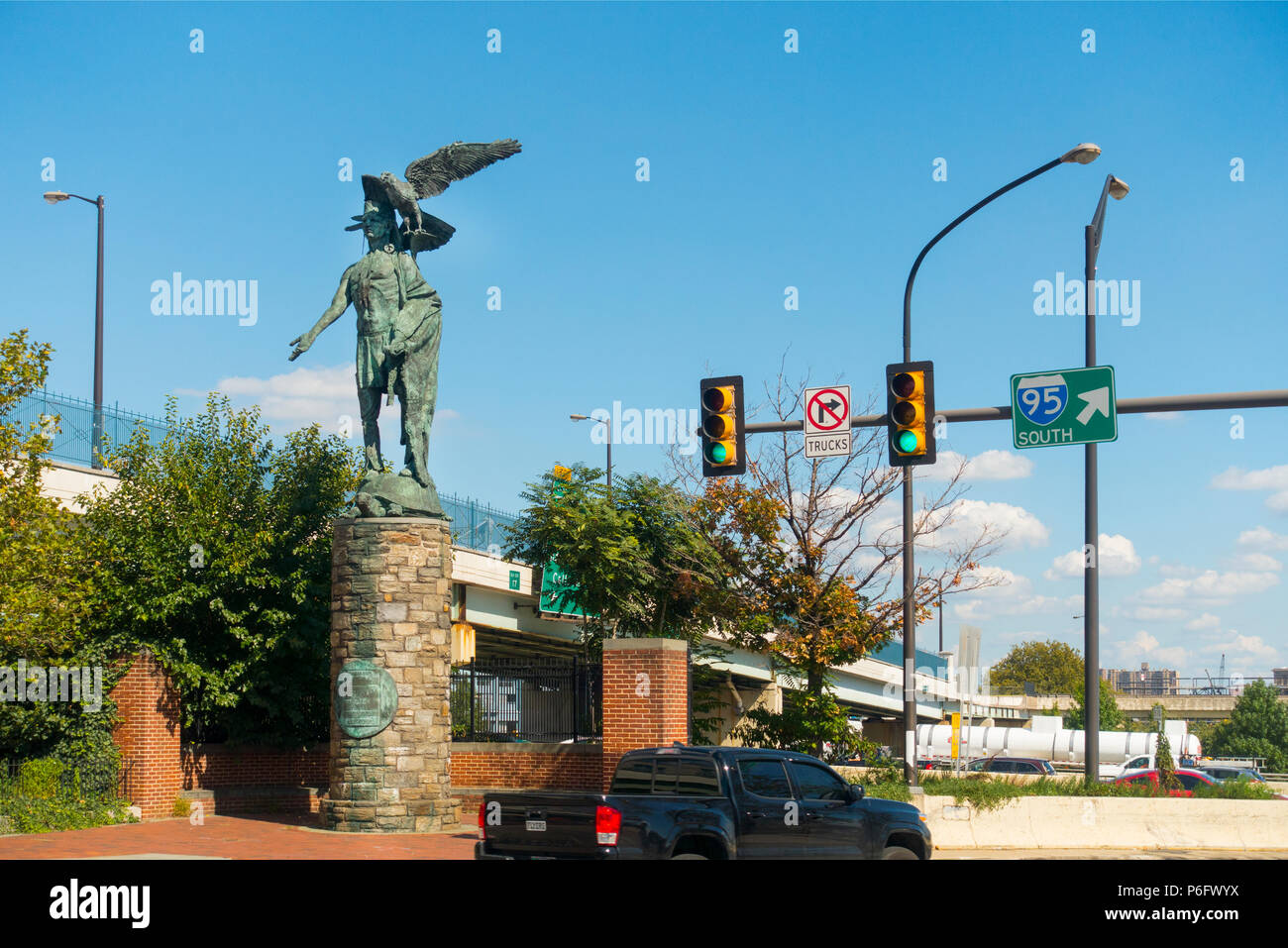 Chief Tamanend statue in Philadelphia PA Stock Photo - Alamy