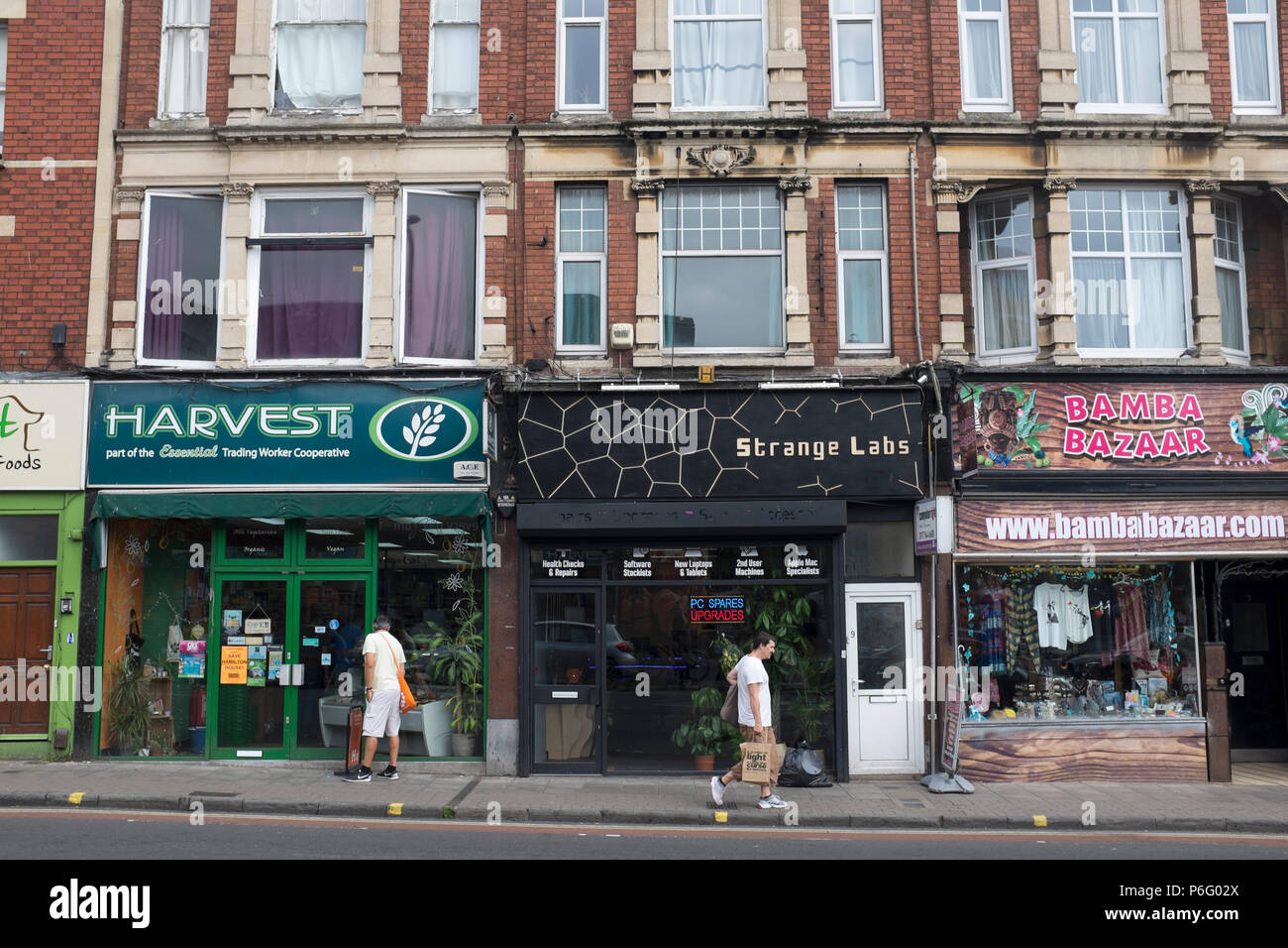 Small retail shopfronts hi-res stock photography and images - Alamy
