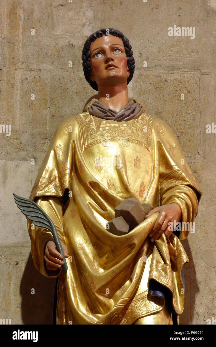 Saint Stephen, statue in Zagreb cathedral dedicated to the Assumption ...