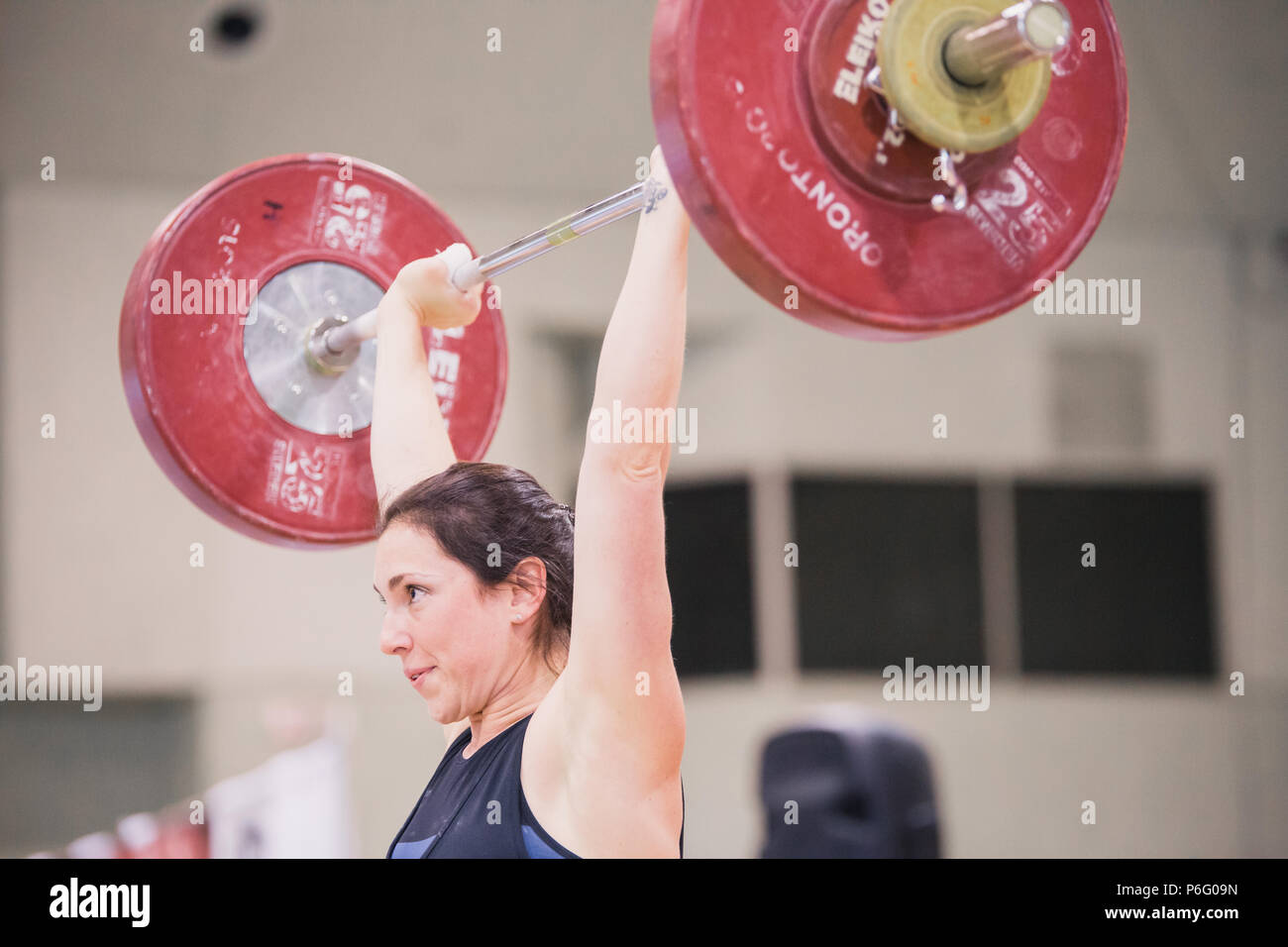 woman weight lifting competition Stock Photo - Alamy