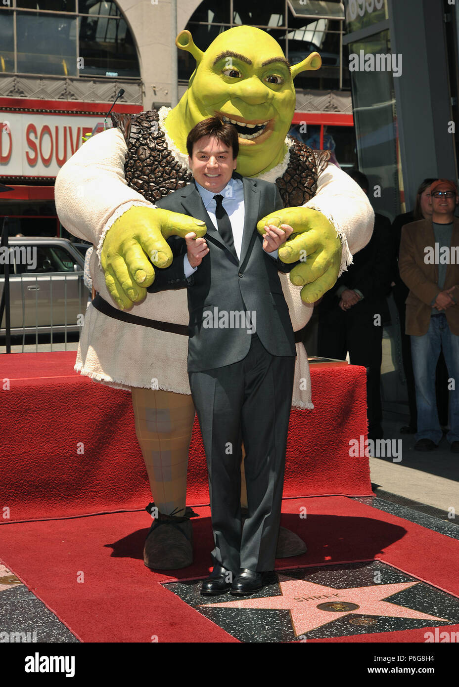 09 Shrek Mike Myers 09 - Shrek Honored with a Star On The Hollywod Walk ...