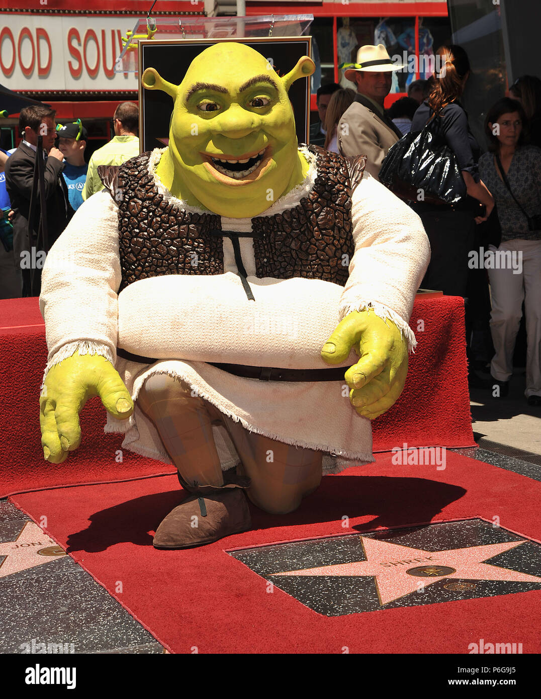 Shrek Character Stock Photos & Shrek Character Stock Images - Alamy