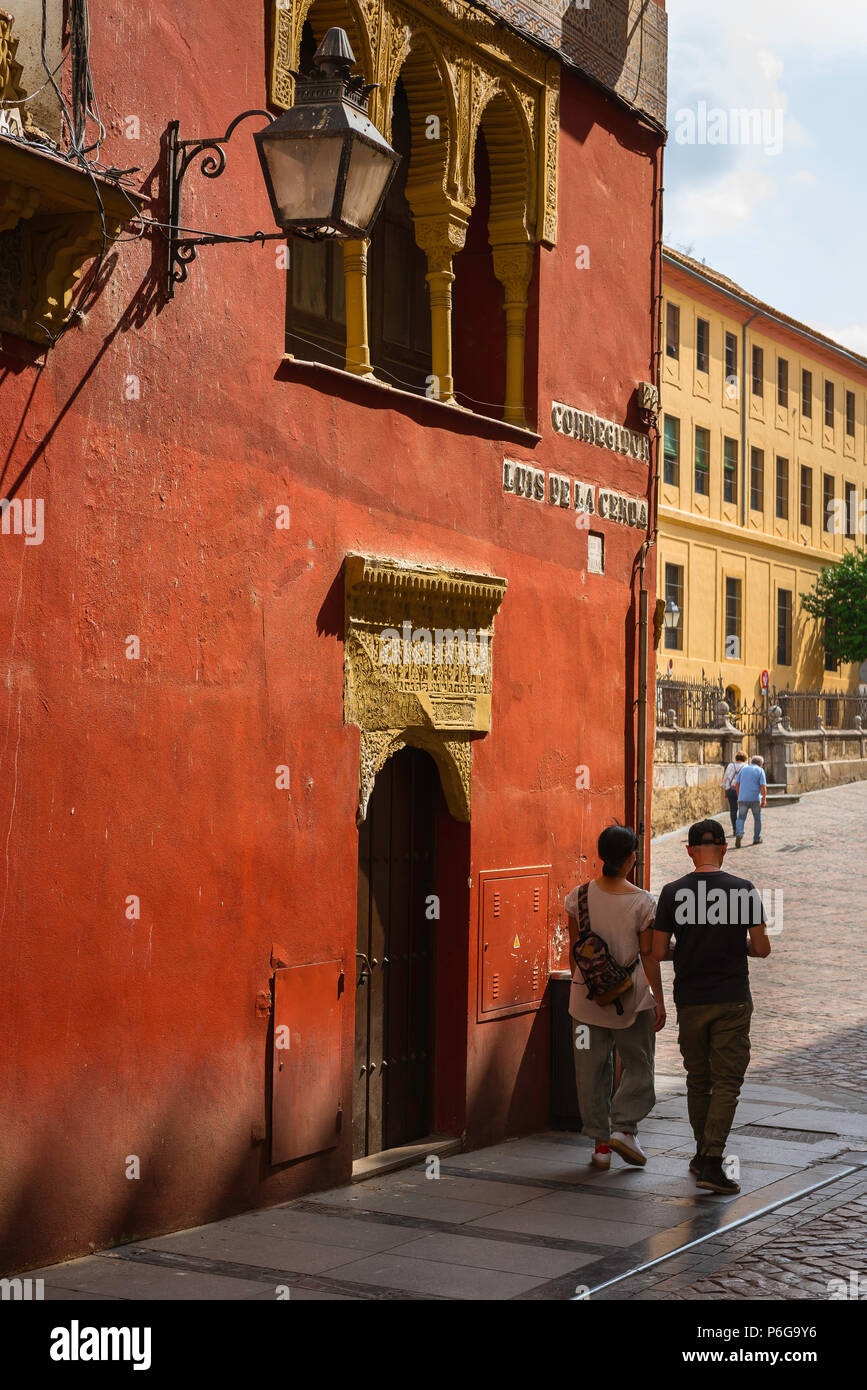 Medival spanish architecture hi-res stock photography and images - Alamy