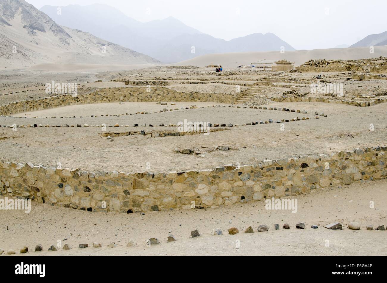 Caral ( 2600 BCE and 2000 BCE) the most ancient city of the Americas ...