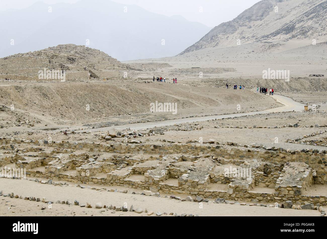 Caral ( 2600 BCE and 2000 BCE) the most ancient city of the Americas ...