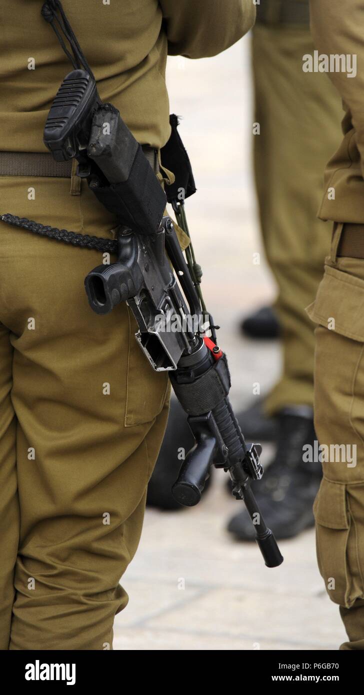 Israel. Jerusalem. Military service. Soldier at the Western Wall ...