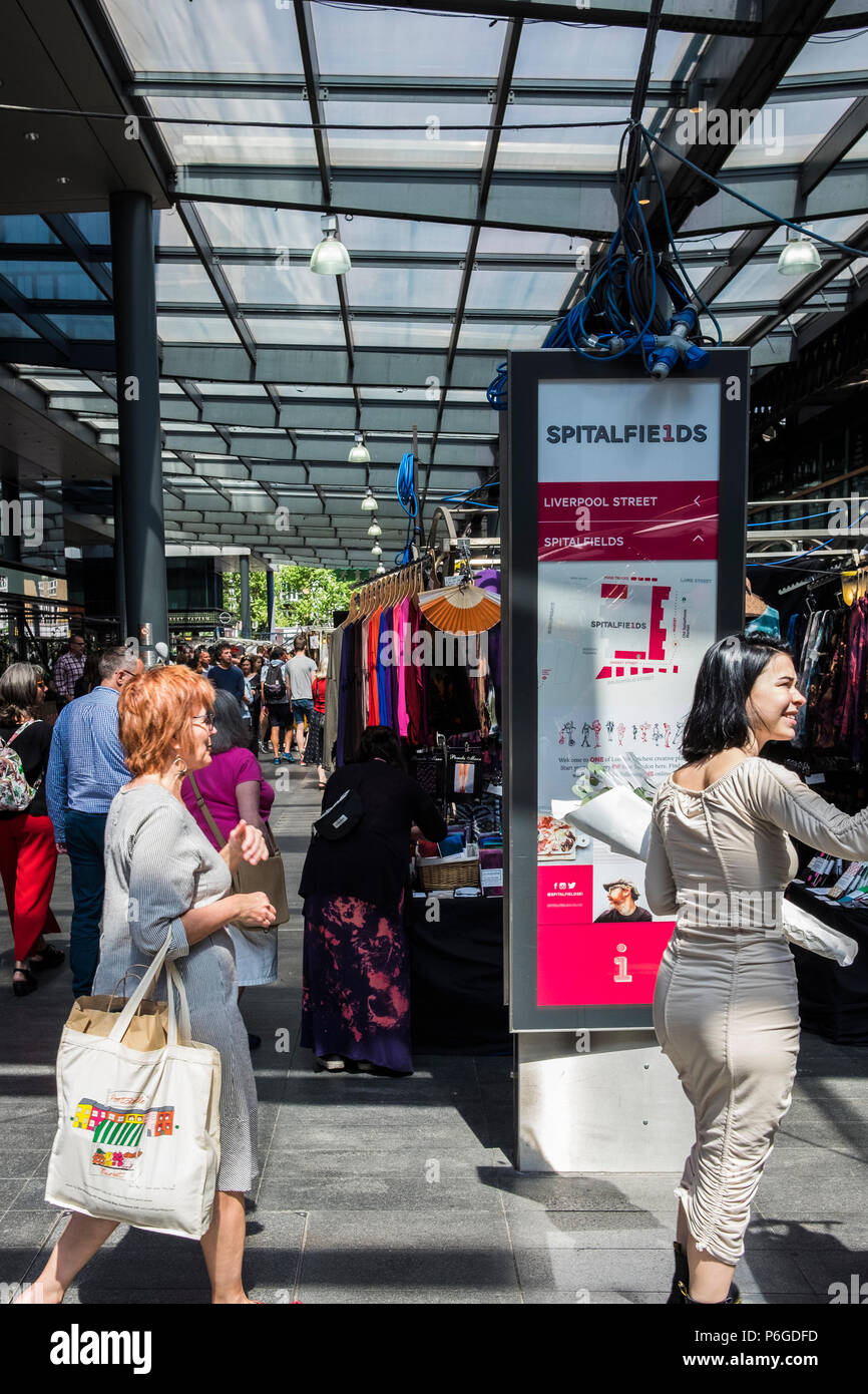 Spitalfields london borough of tower hamlets hi-res stock photography ...