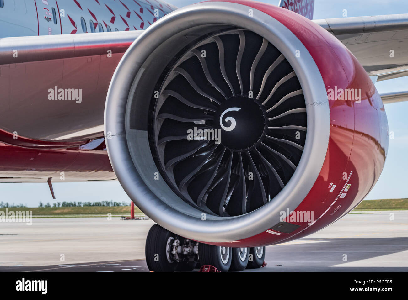 MASSIVE Boeing 777-300ER Engine ROOOOAAAR On Takeoff GREAT, 58% OFF