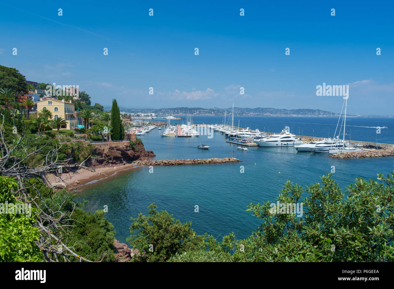 Theoule sur mer hi-res stock photography and images - Alamy