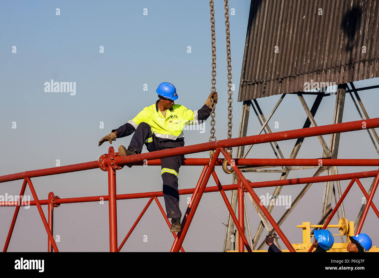 Industrial i beams beam hi-res stock photography and images - Alamy