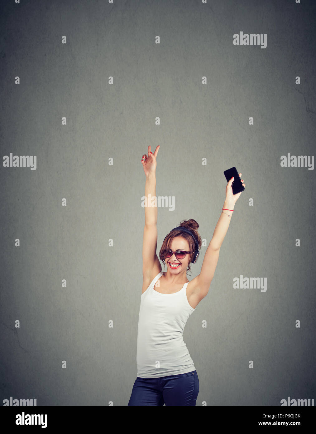 Dynamic pose woman hi-res stock photography and images - Alamy
