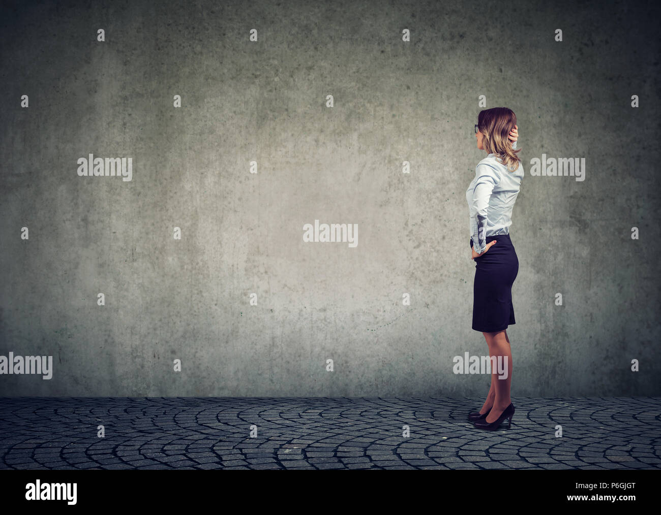 Problem challenge hi-res stock photography and images - Alamy