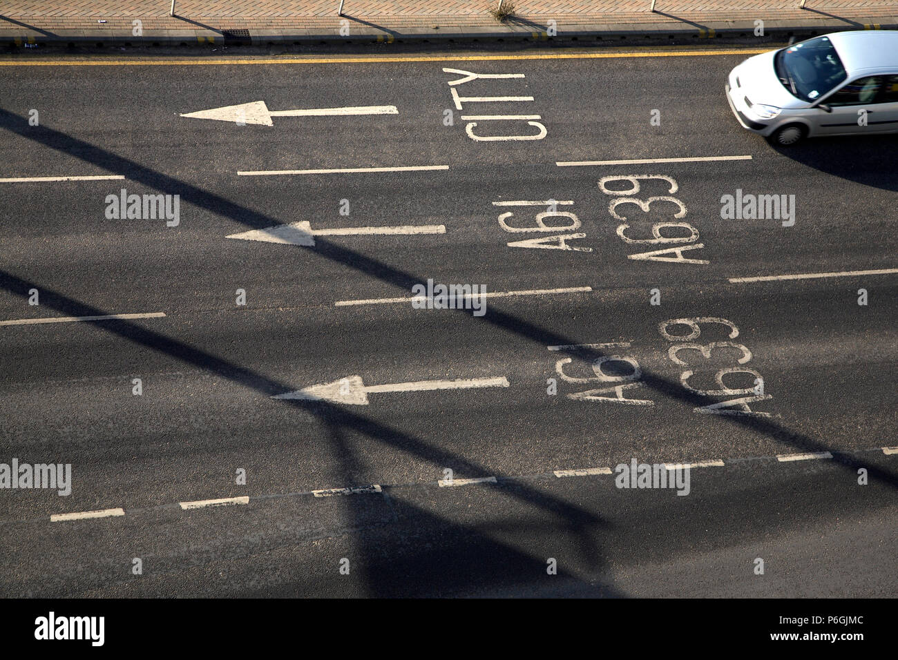 Empty three lane road all one direction shot from high above Stock ...