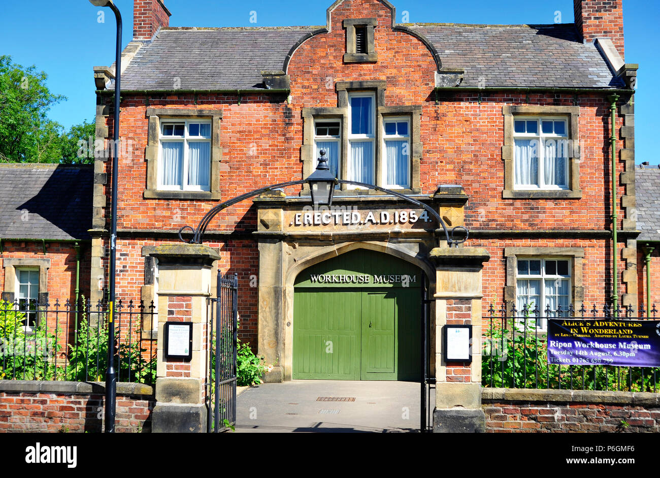 Workhouse england hi-res stock photography and images - Alamy