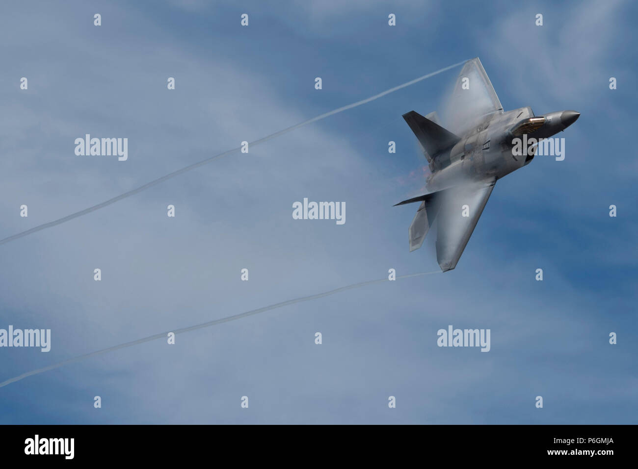 A U.S. Air Force F-22 Raptor performs during the Arctic Thunder Open ...