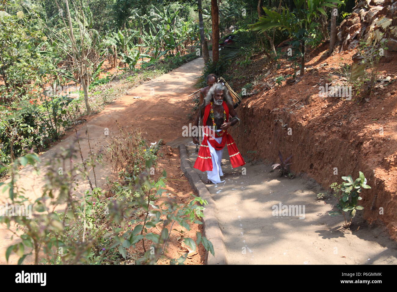 para eduppu is a custom popular in kerala bhagavathi temples ...
