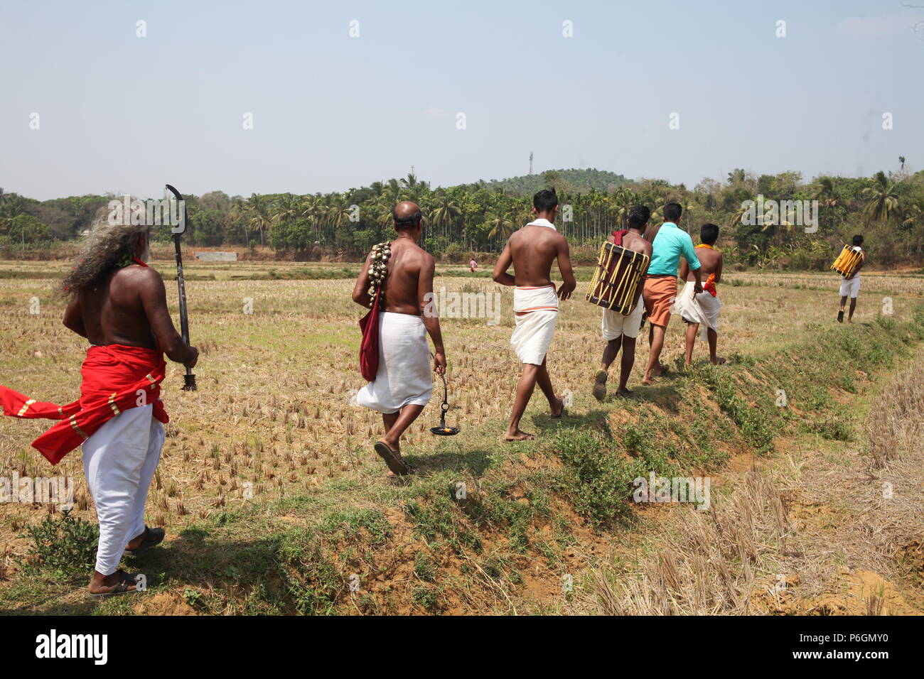 para eduppu is a custom popular in kerala bhagavathi temples ...