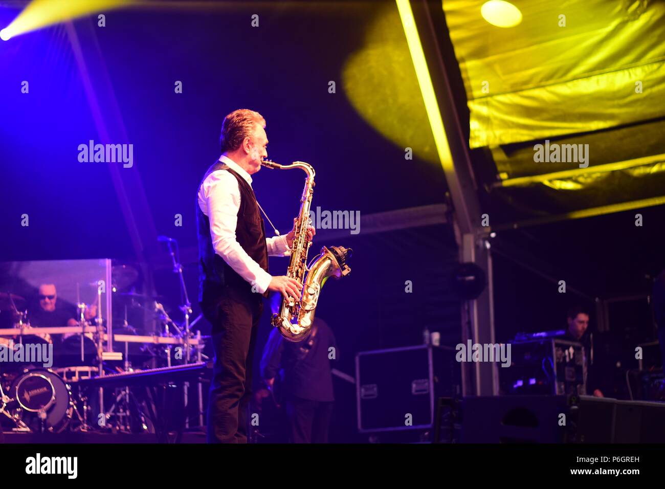 Jimmy brown ub40 hi-res stock photography and images - Alamy