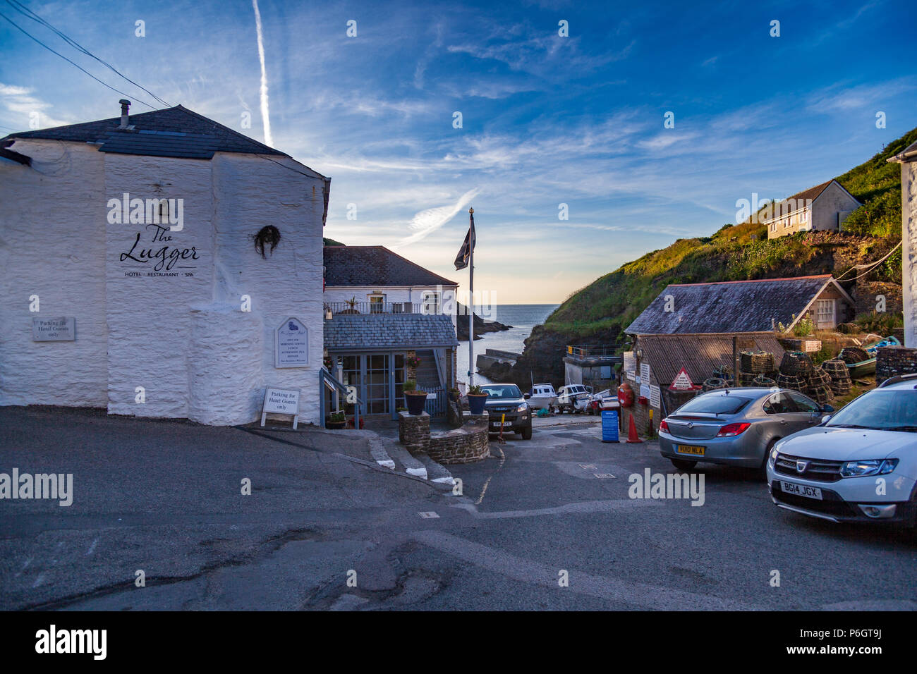 the lugger hotel portloe cornwall Stock Photo - Alamy