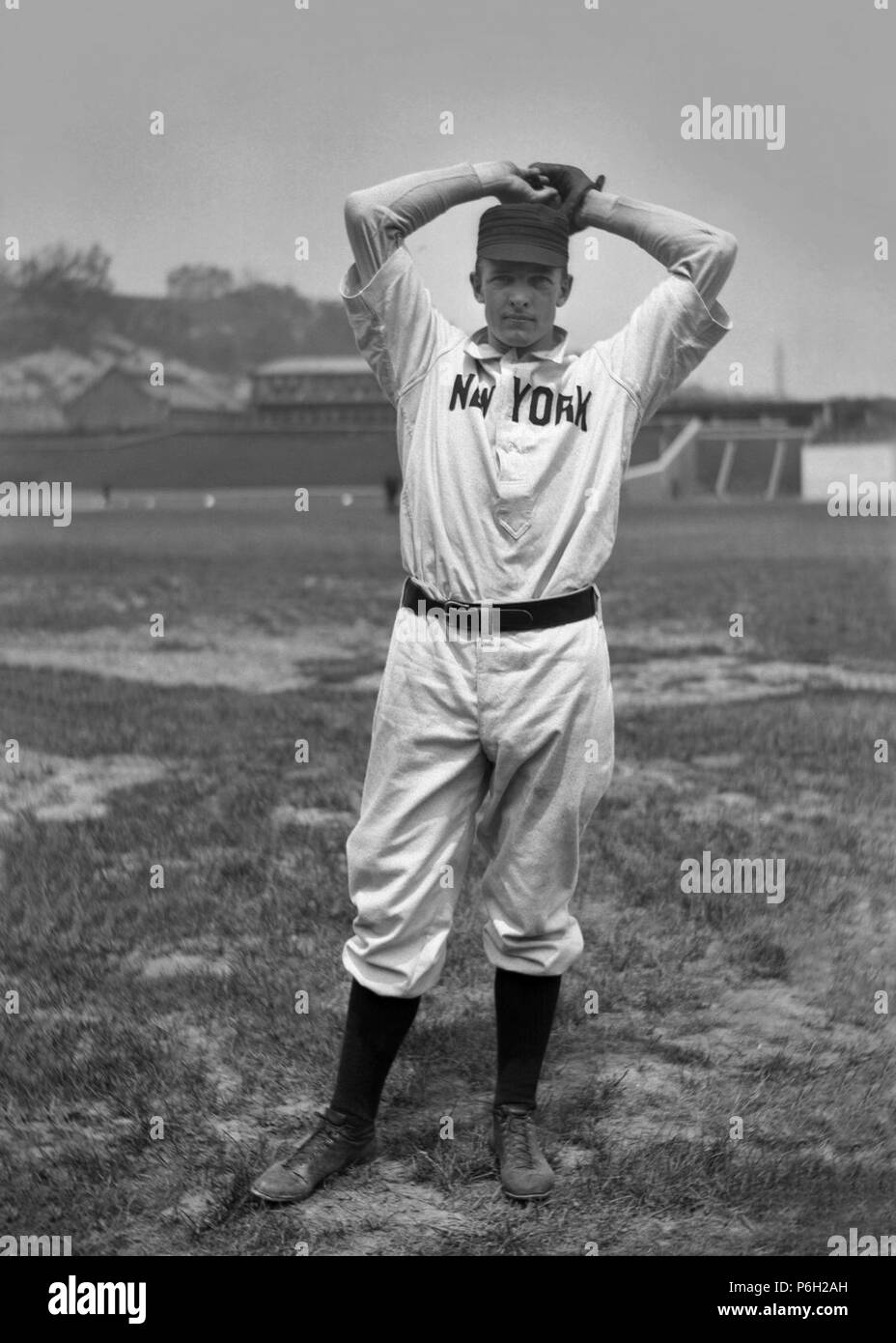 1904 Christy Mathewson by Conlon Stock Photo - Alamy