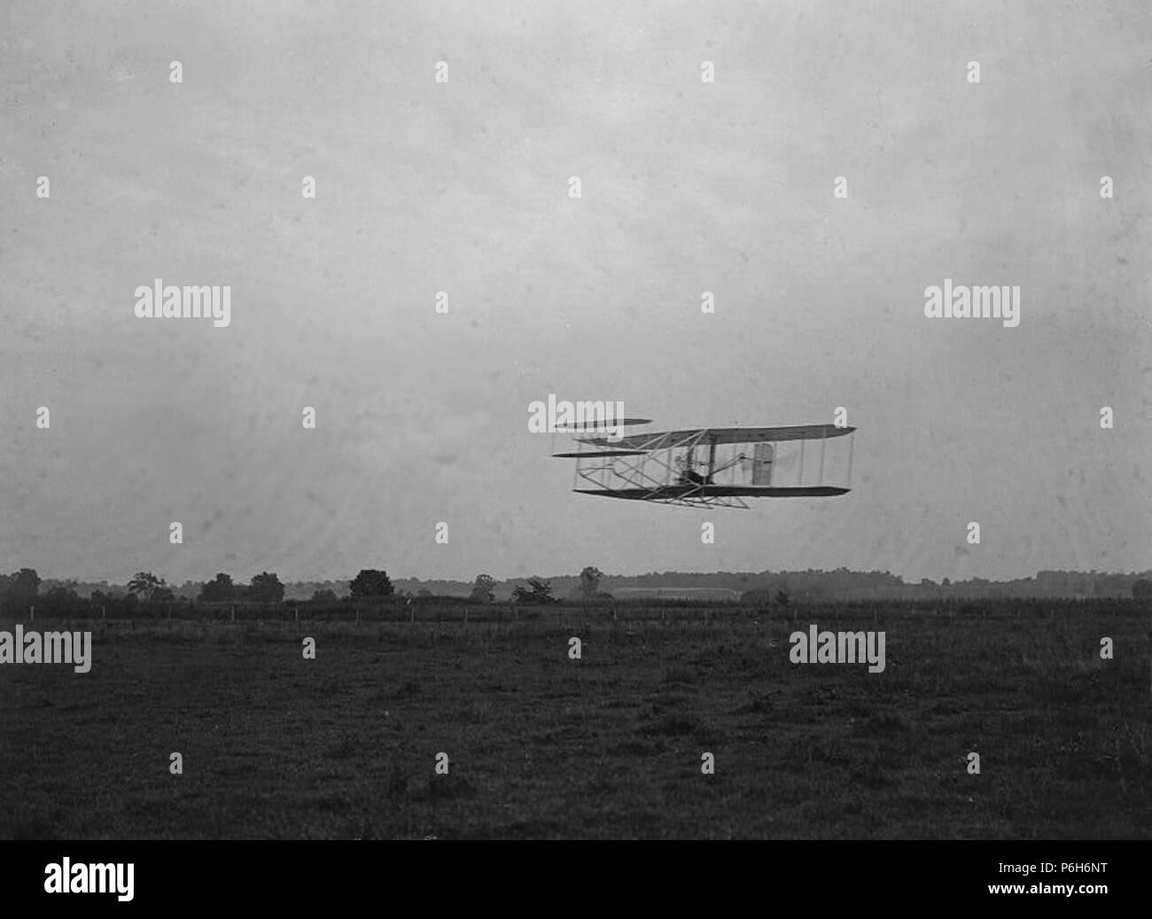 1905 wright flyer hi-res stock photography and images - Alamy