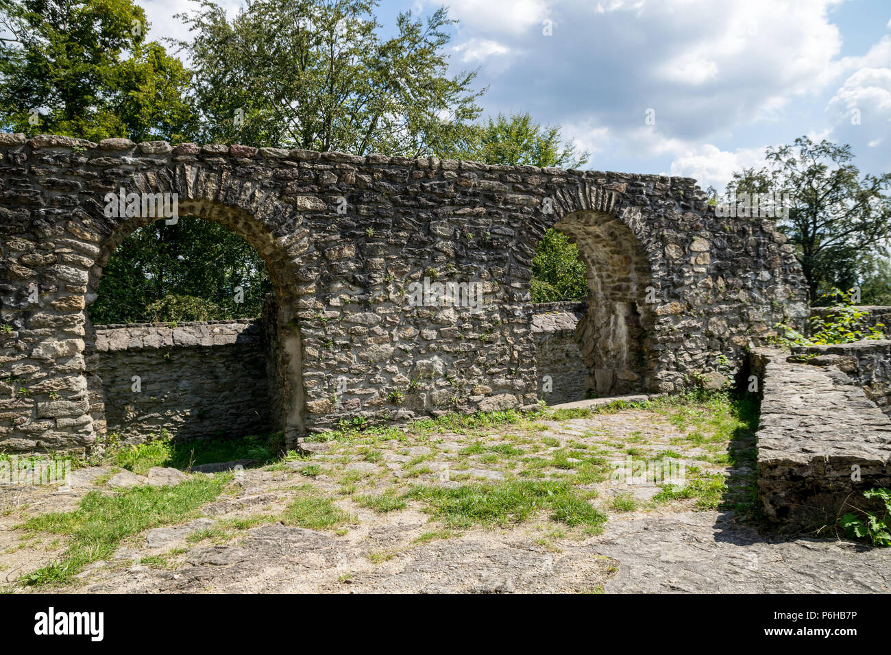 Stone wall from old castle hi-res stock photography and images - Alamy
