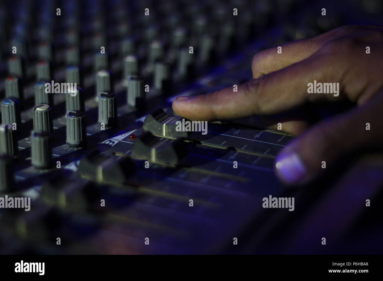 Mixing console soundboard sound hi-res stock photography and images - Alamy