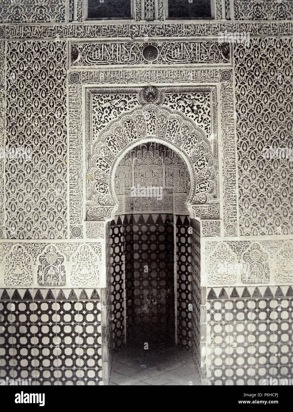 Granada, Alhambra, Mihrab en el Oratorio de El Partal Stock Photo - Alamy