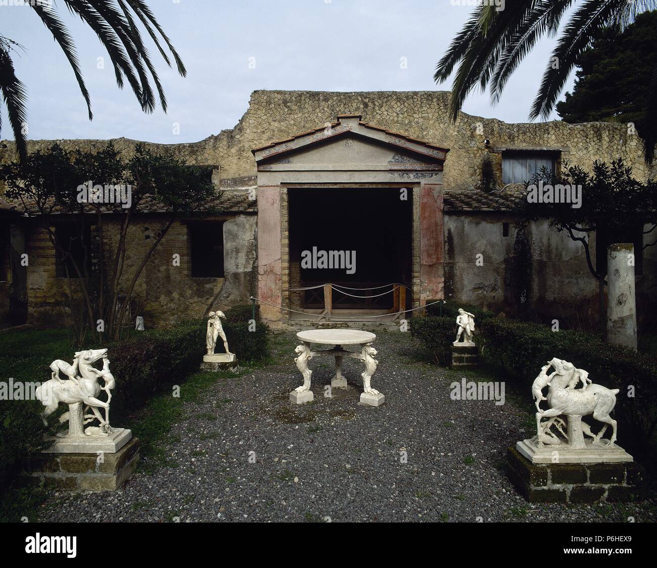 Casa dei cervi villa hi-res stock photography and images - Alamy