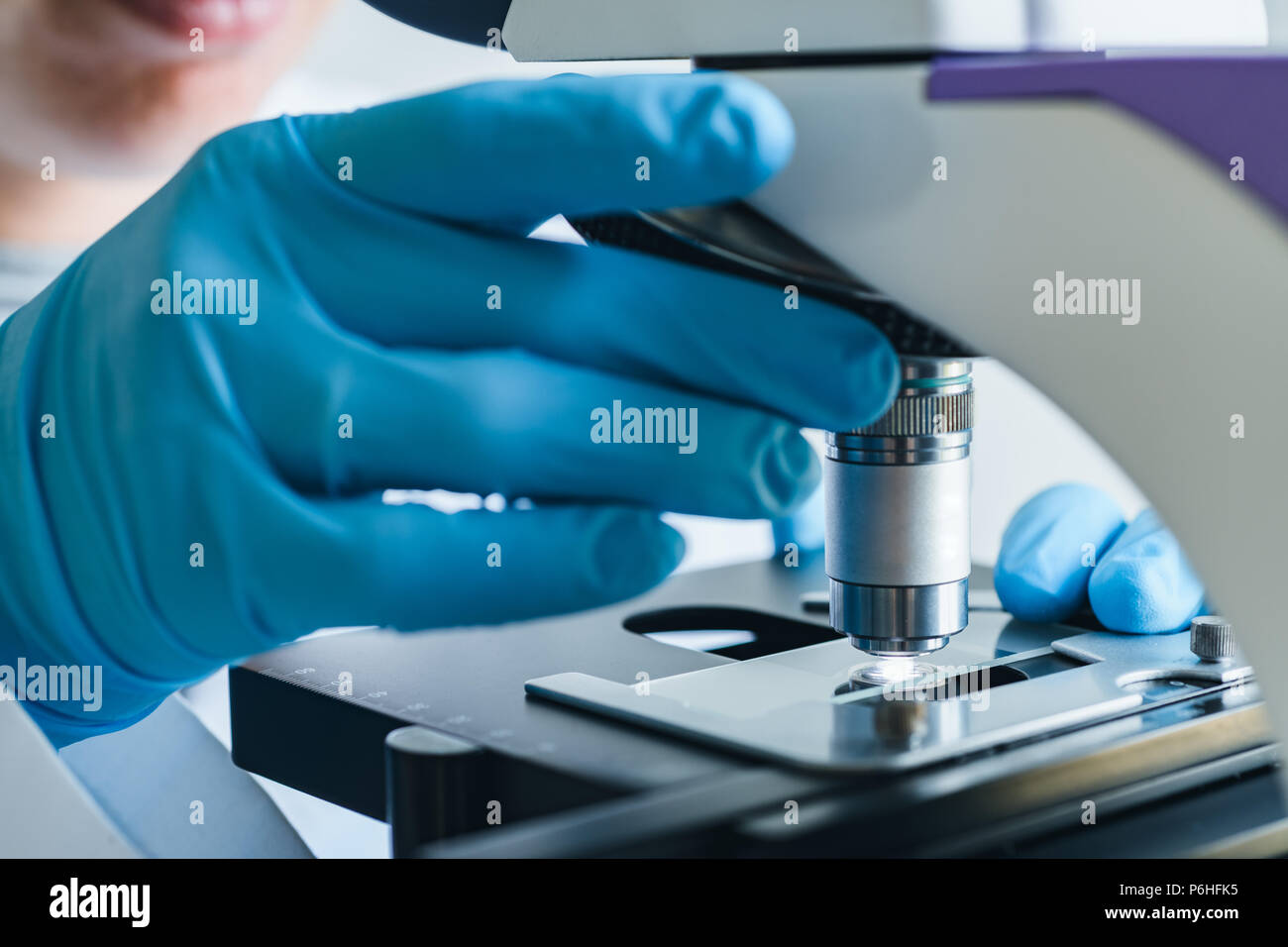 Microscope close-up shot in the laboratory Stock Photo - Alamy