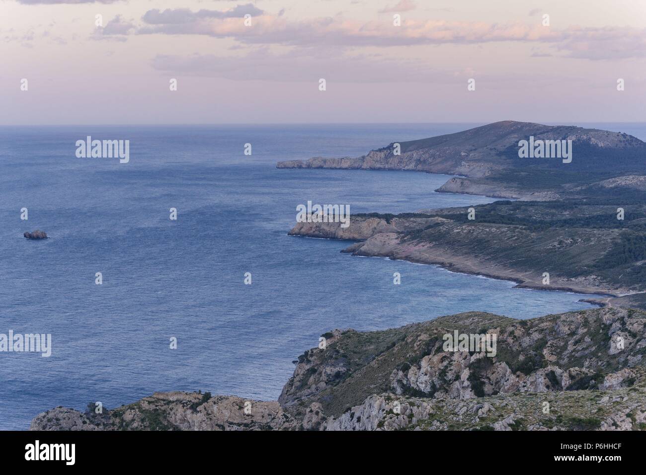 Arenalet des Verger y torre de Albarca, parque natural de Llevant, Artà ...