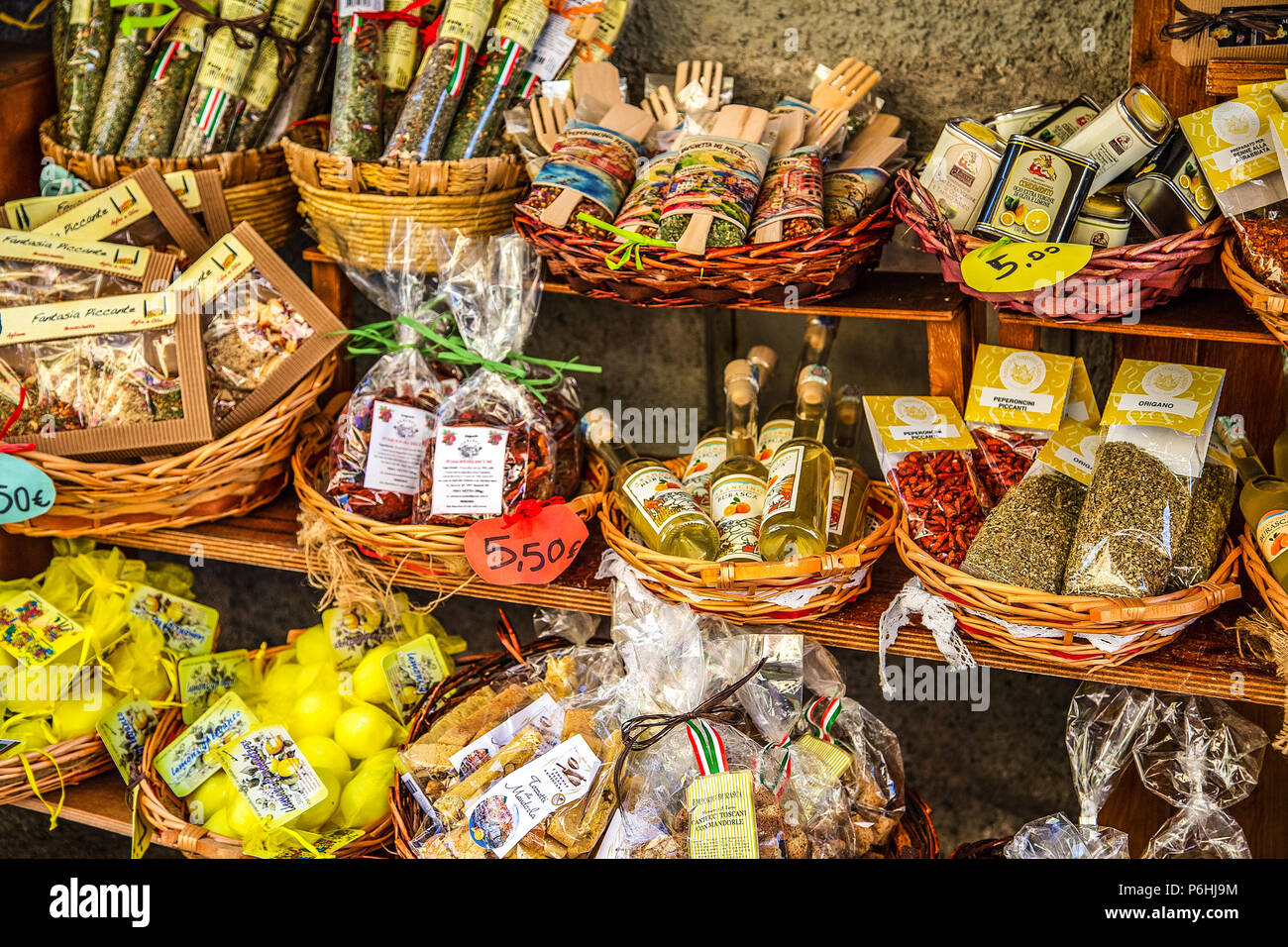 MANAROLA (SP), ITALY - JUNE 17, 2018: typical street markets sell local ...