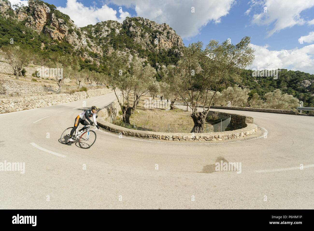 Athlete means of transport hi-res stock photography and images - Alamy