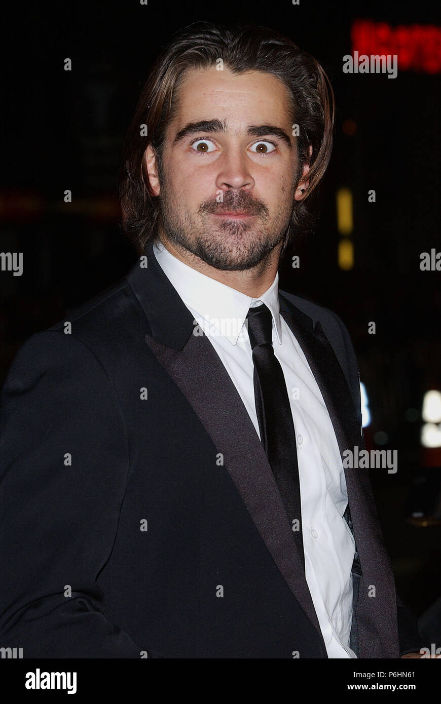 Colin Farrell arriving Alexander Premiere at the Chinese Theatre in Los ...