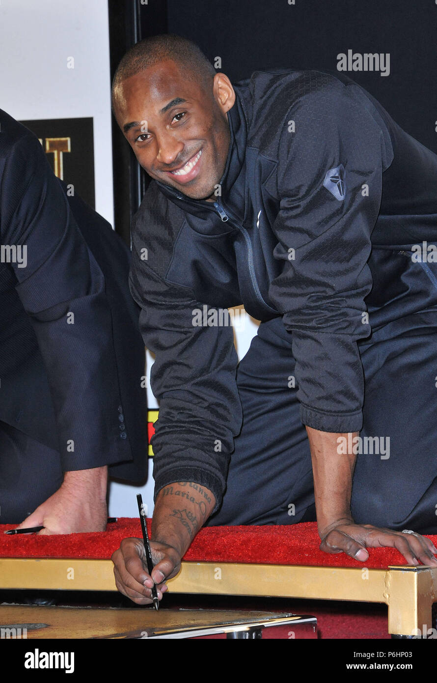 Kobe bryant kobe bryant hand hi-res stock photography and images - Alamy