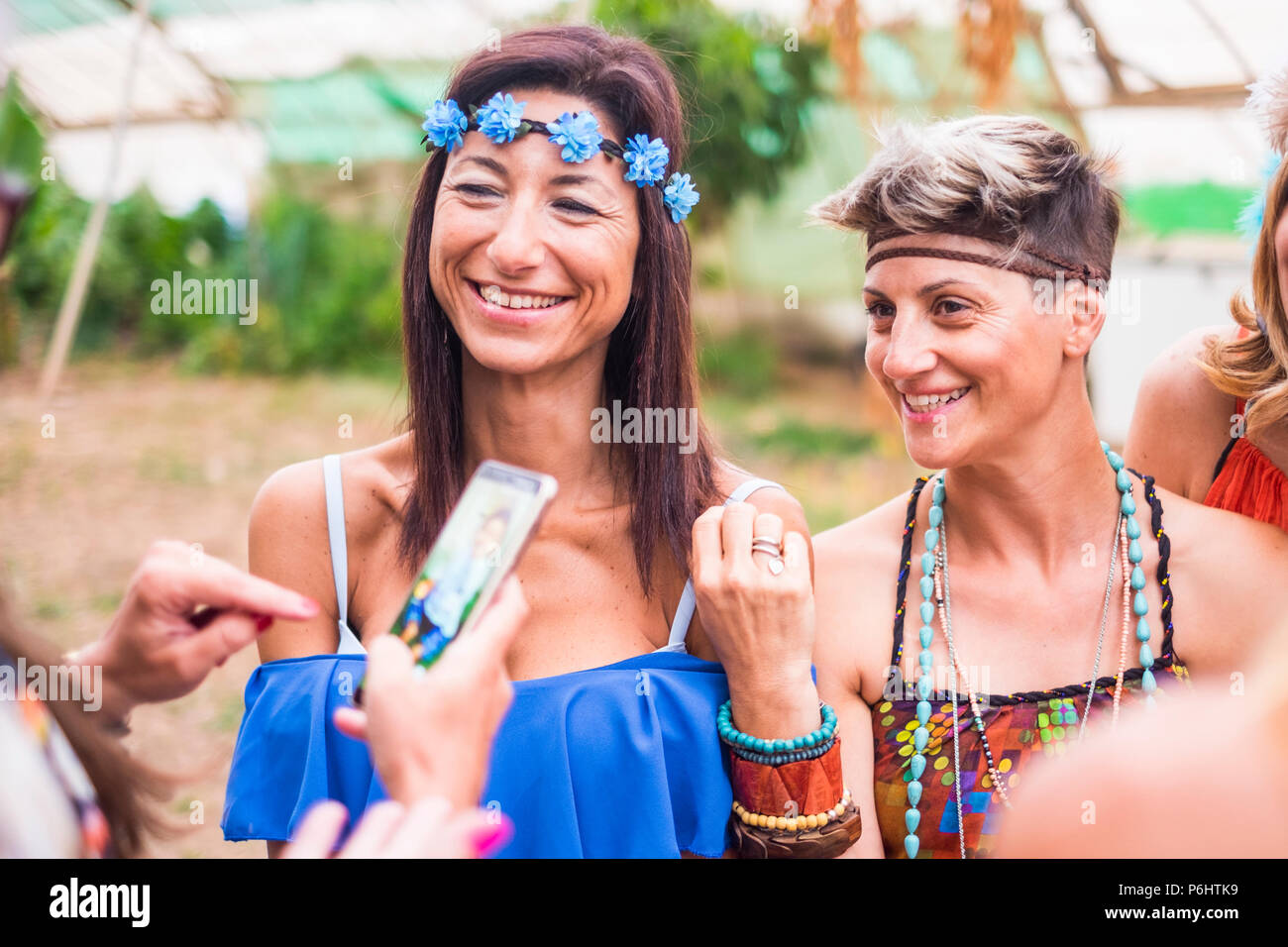 Group alternative friends using hi-res stock photography and images - Alamy