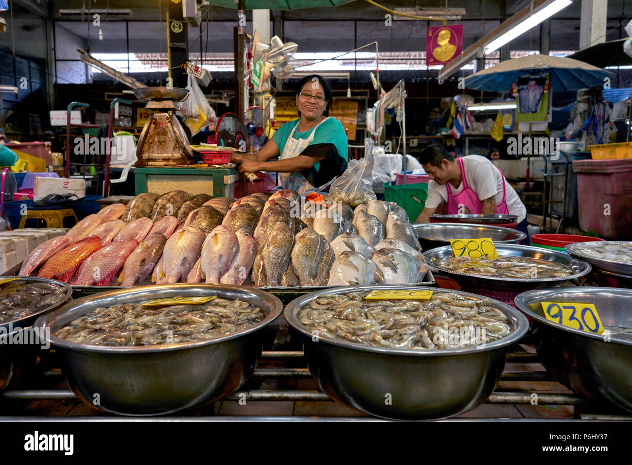 Thailand indoor wet fish food market. Southeast Asia Stock Photo - Alamy