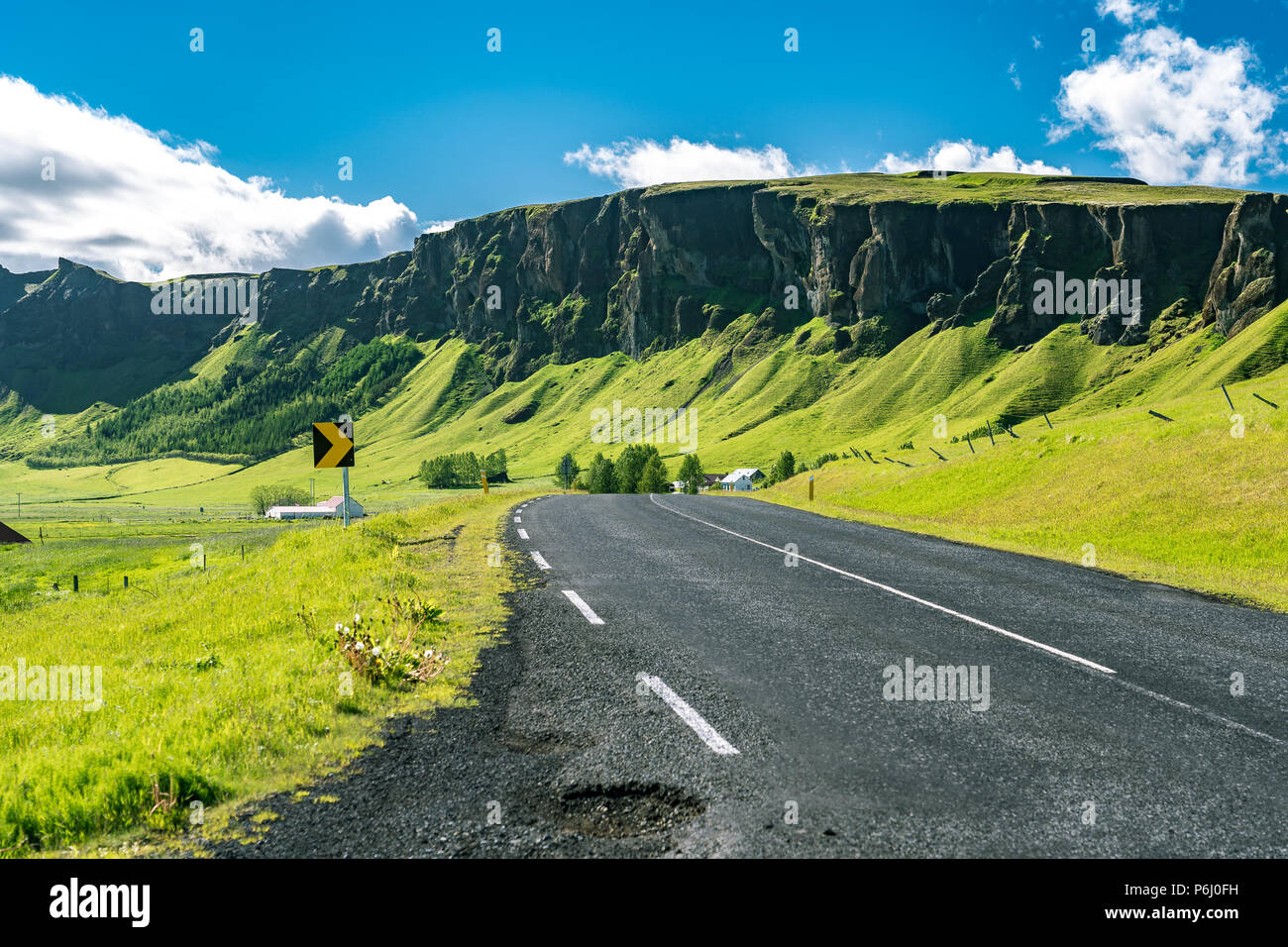 Paved roads hi-res stock photography and images - Alamy