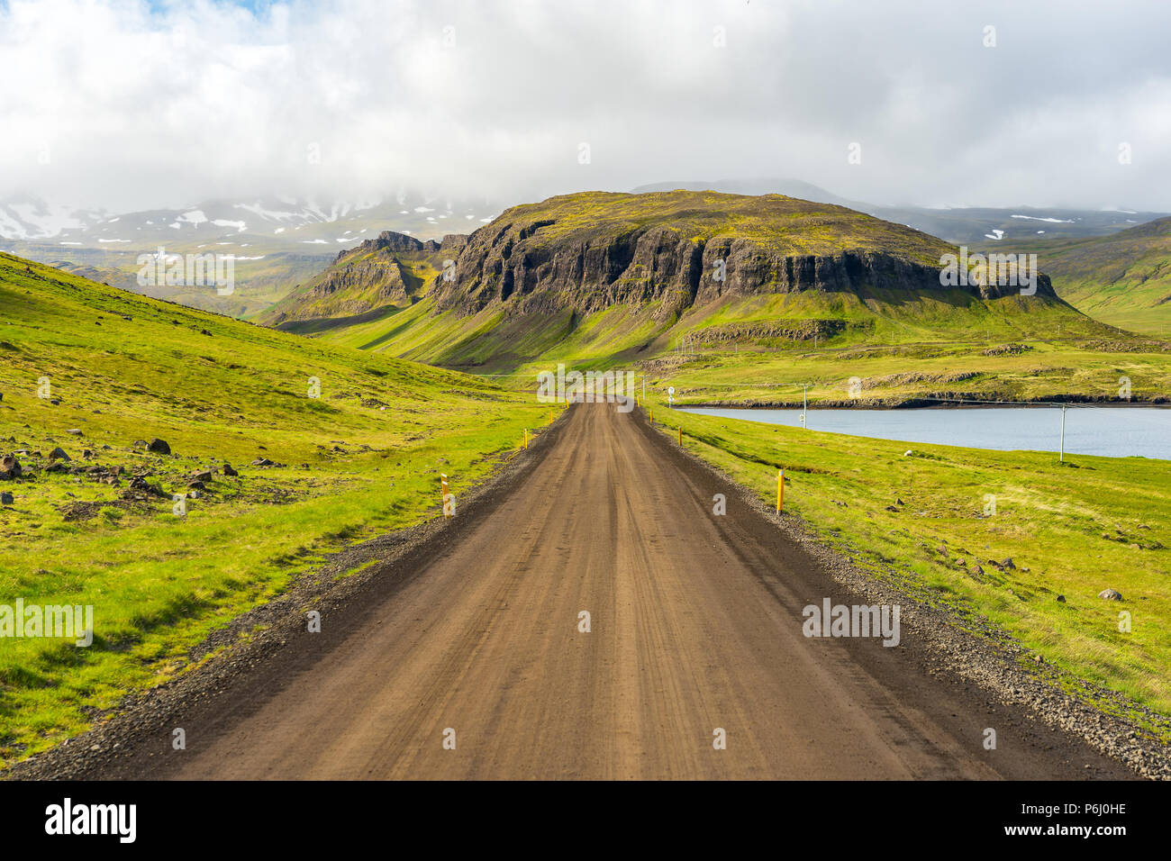 Unsealed path hi-res stock photography and images - Alamy