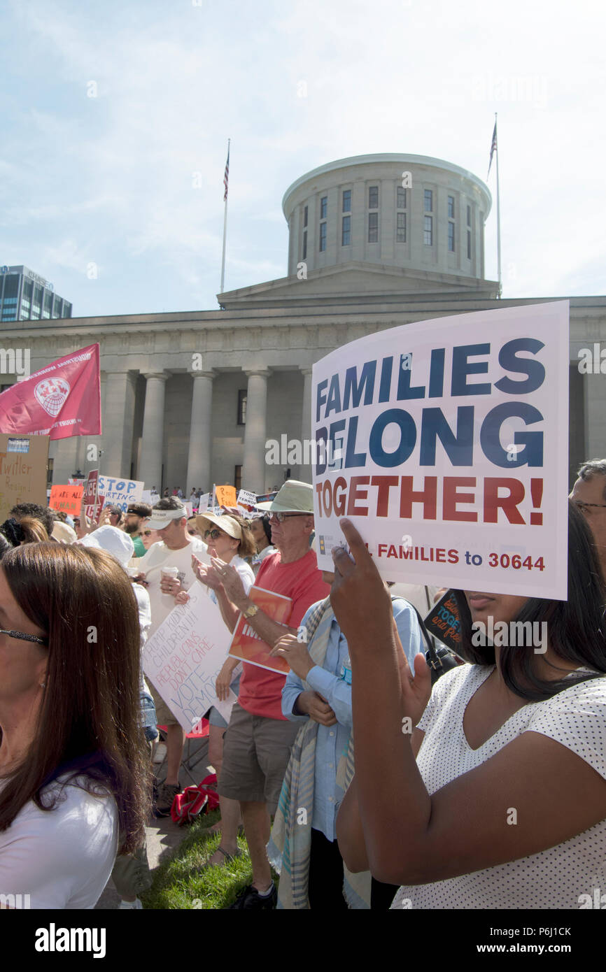Immigration protest hi-res stock photography and images - Alamy