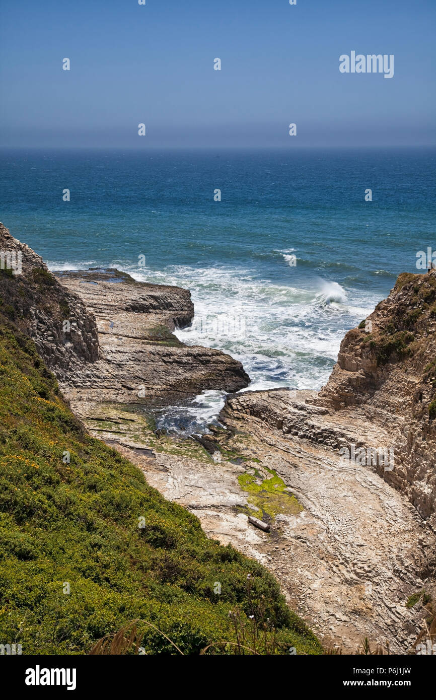 Davenport beach hi-res stock photography and images - Alamy