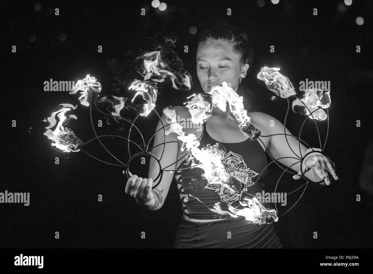 Fires fire Black and White Stock Photos & Images - Alamy