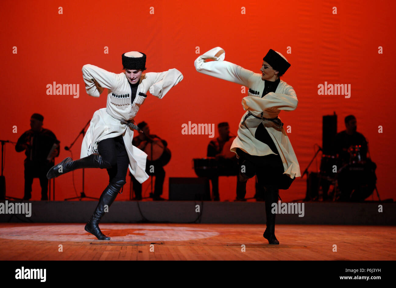 Dancers in traditional costume georgia hi-res stock photography and ...