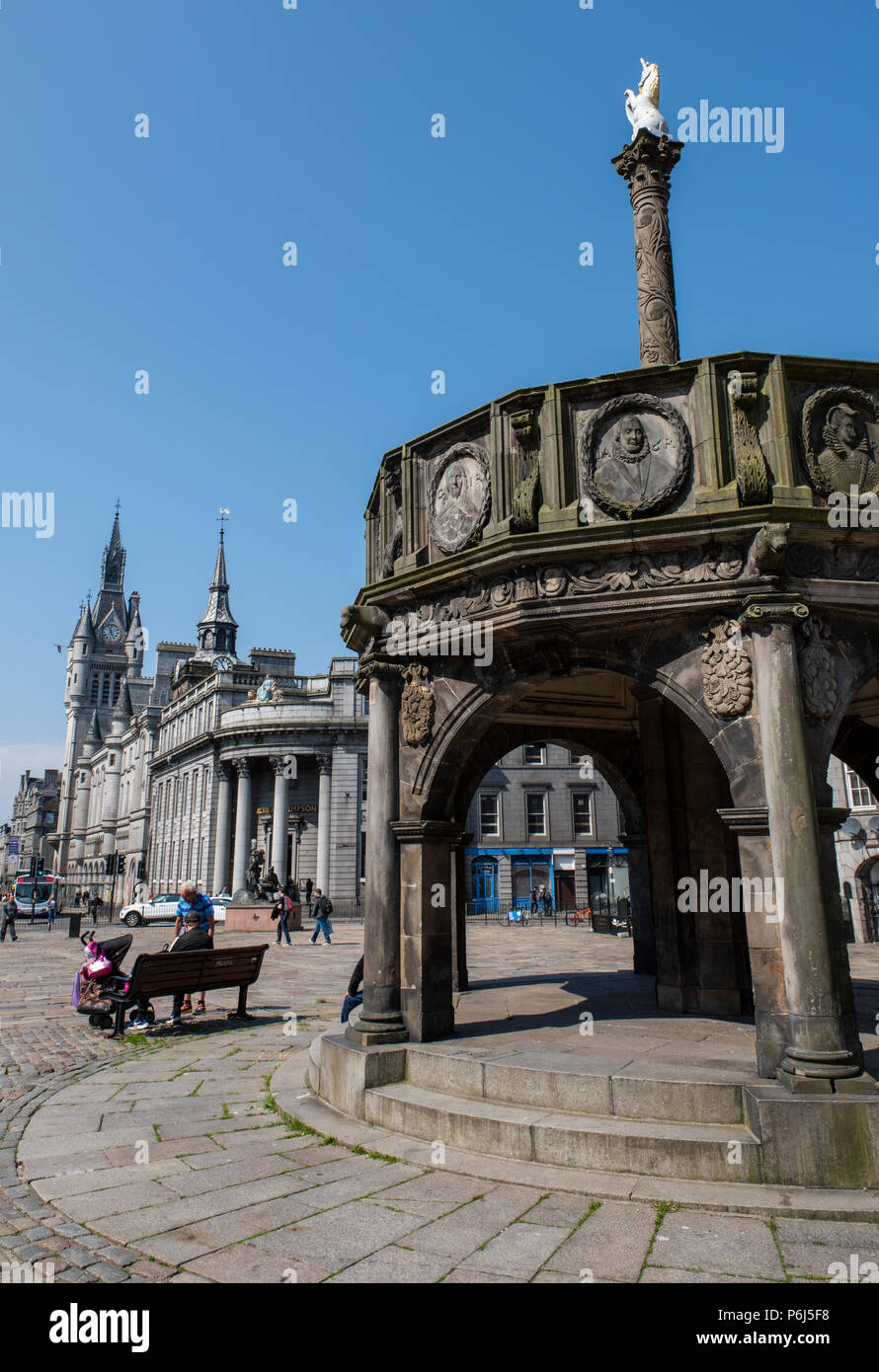 United Kingdom, Scotland, Aberdeen, historic Old Aberdeen, mercat cross ...