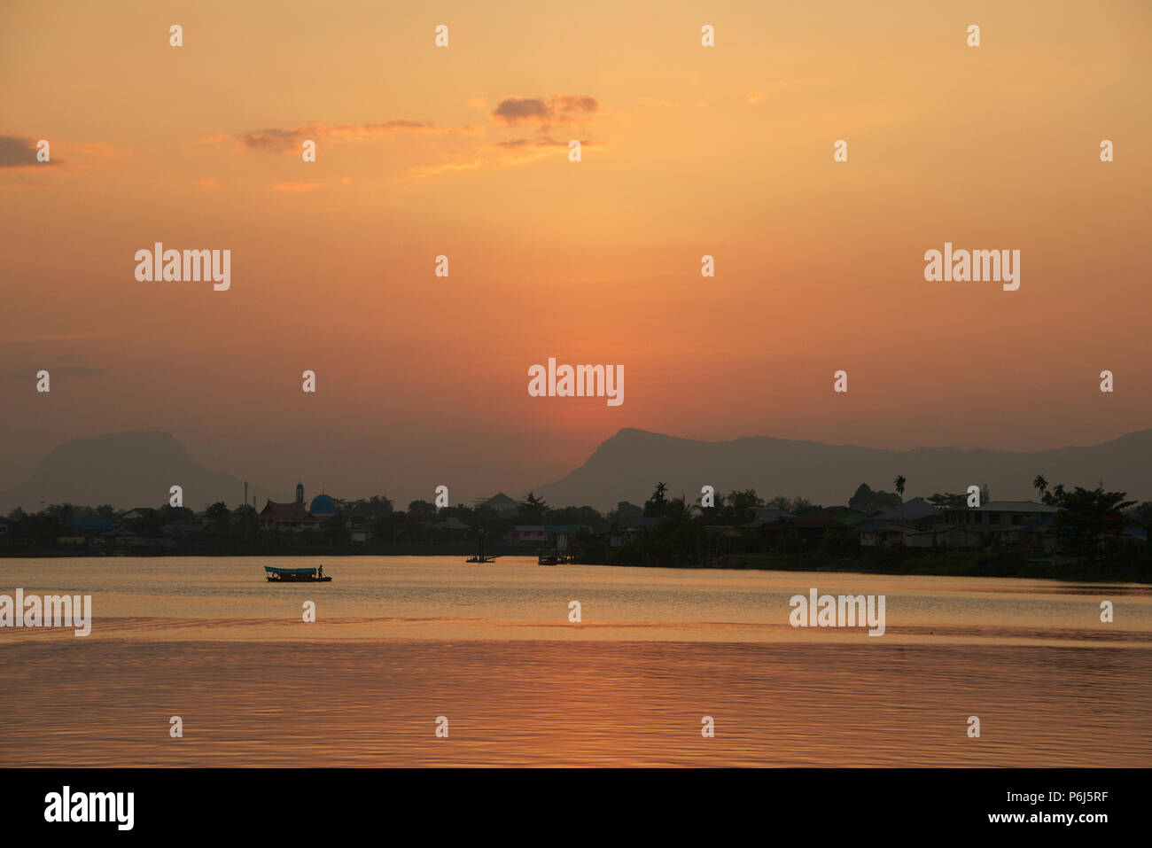 Sarawak river hi-res stock photography and images - Alamy